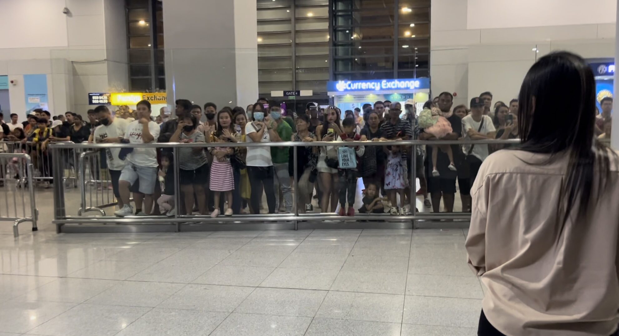 ニノイ・アキノ空港第3ターミナル待ち合わせ場所 | NIPPI - フィリピンレンタカー