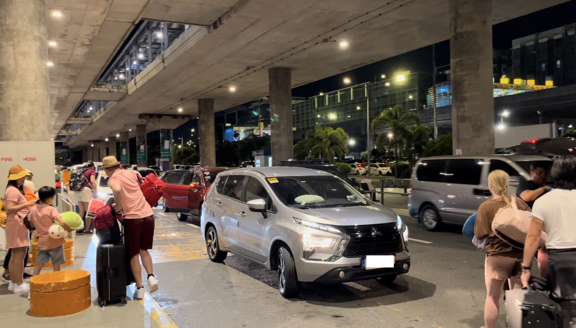 ニノイ・アキノ空港第3ターミナル待ち合わせ場所 | NIPPI - フィリピンレンタカー